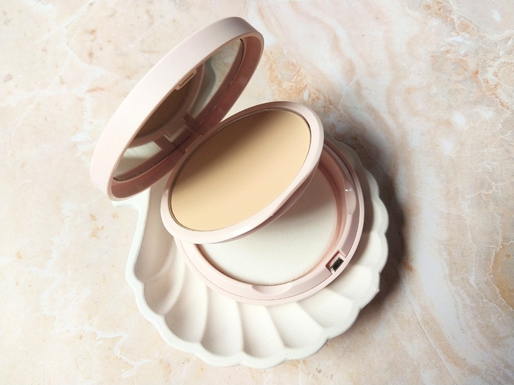Review: Sea Makeup Acne Cover & Smooth Two Way Cake, Is It Worth the ...