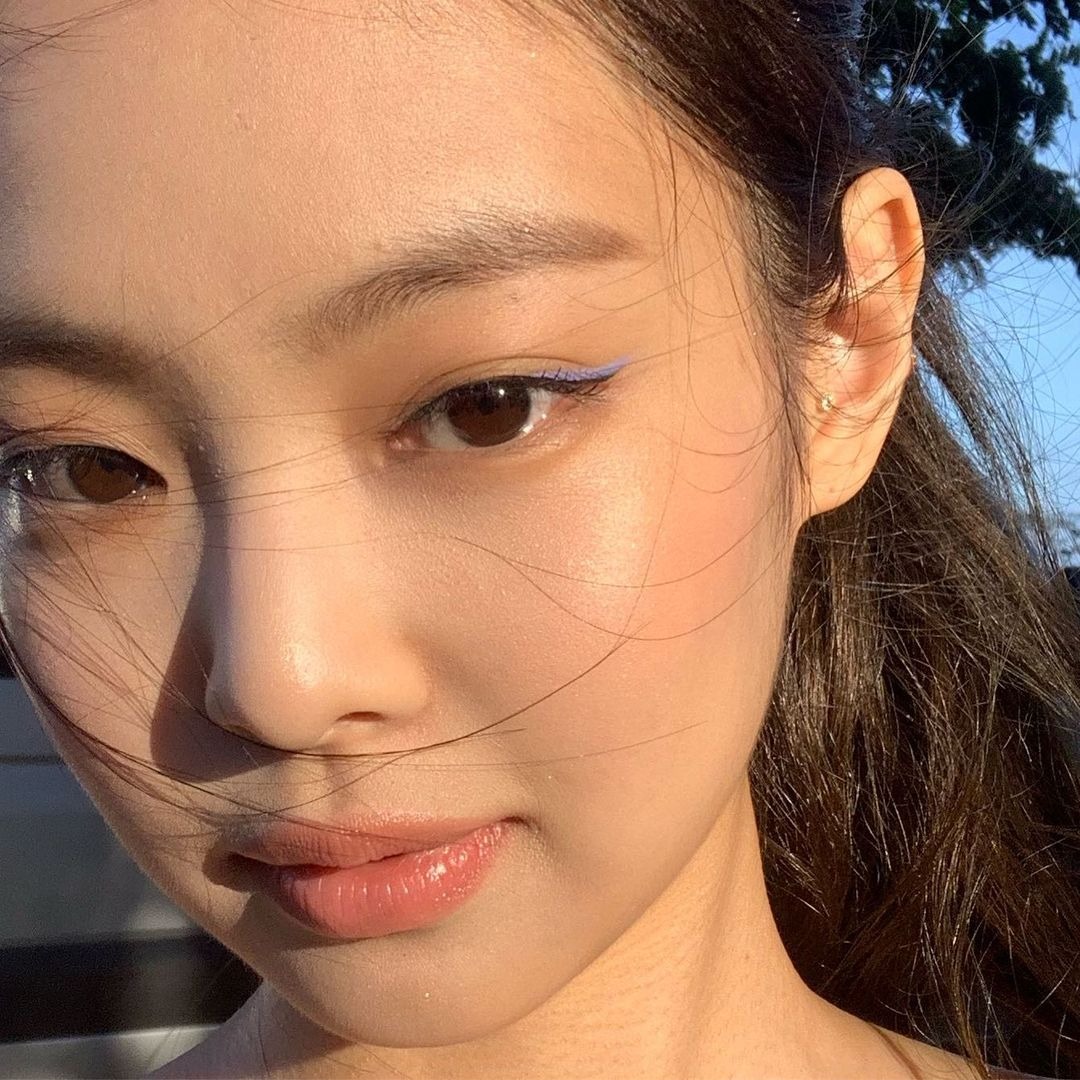 Gaya Eye Makeup ala Jennie 'BLACKPINK' yang Cocok untuk Monolid Eye ...