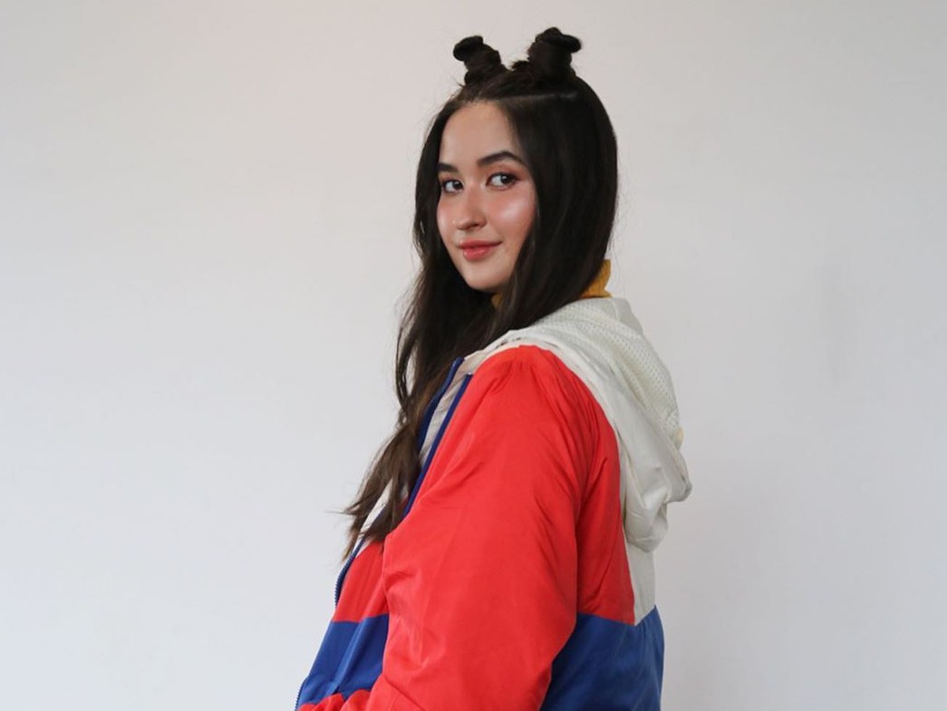 5 Fakta Menarik Seputar Stephanie Poetri, Putri Penyanyi Titi DJ yang ...