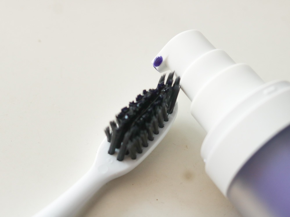 Review: KLAR Purple Teeth Whitening Booster, Benarkah Bisa Bikin Gigi ...