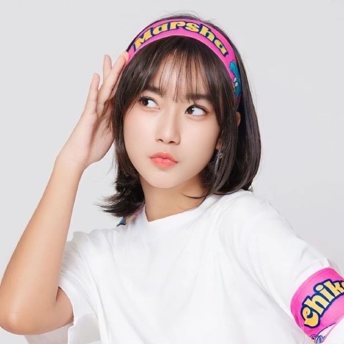 10 Gaya Rambut Pendek ala Freya JKT48 yang Menarik Disontek - Beauty ...