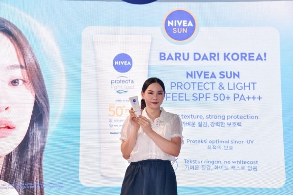 Populer di Korea, NIVEA Sun Protect & Light Feel SPF 50+ PA+++ Kini ...