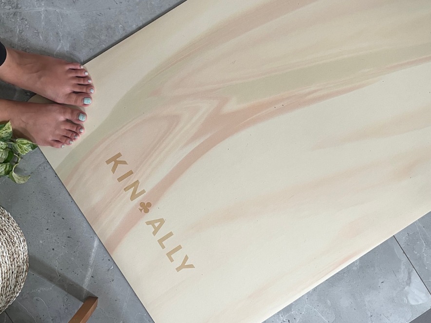 Review Yoga Mat Daur Ulang yang Dijamin Anti Slip dari Brand Lokal Kin ...