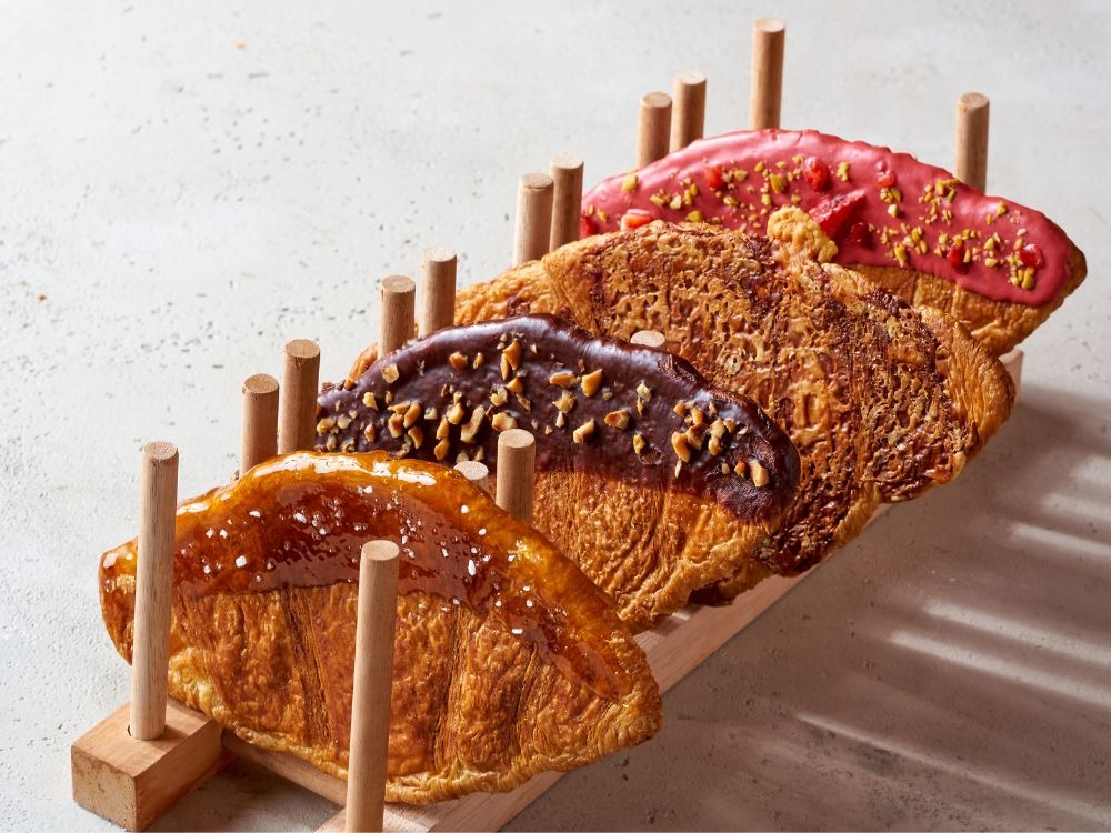 Flat Croissant hingga Frappe, PAUL Le Café Hadirkan Beragam Menu ...