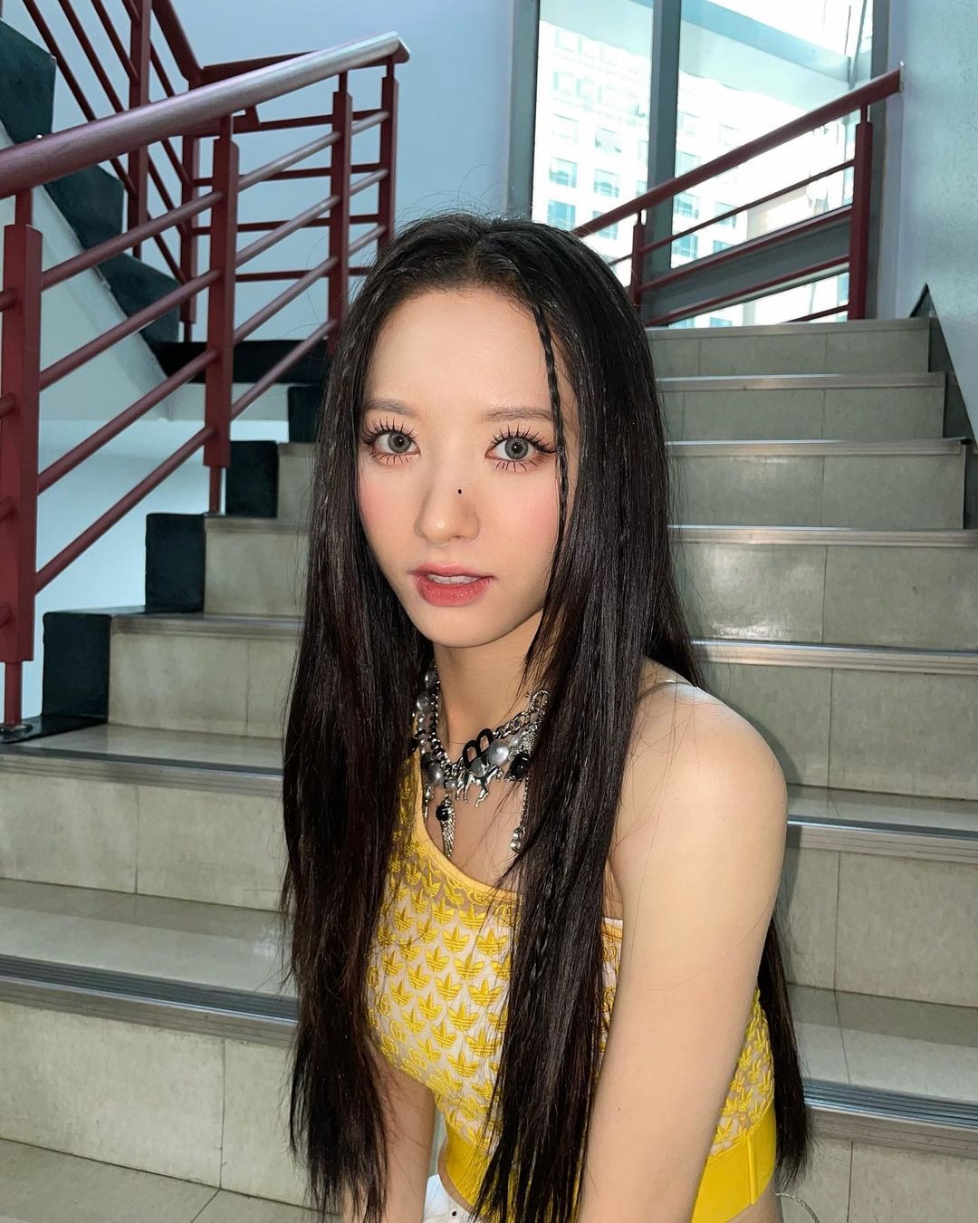 Gaya Makeup Bona WJSN, Pemeran Utama di Drama Korea 'Pyramid Game ...