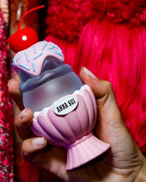 The Sundae Collection, Parfum Terbaru Anna Sui dengan Kemasan Es Krim ...