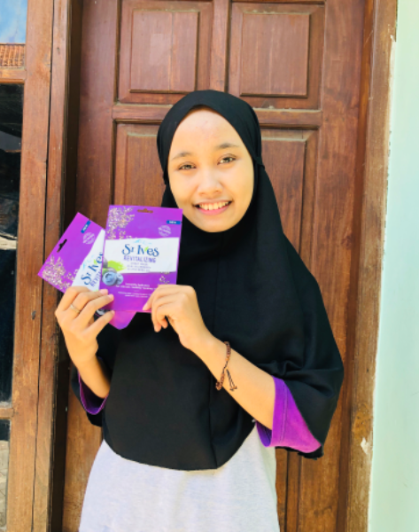 St. Ives Revitalizing Sheet Mask - Review SOCO by Sociolla