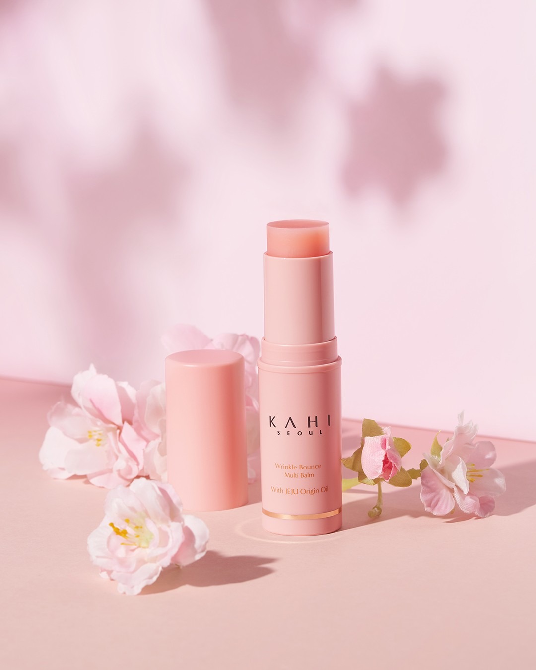 Viral Berkat Drama Korea, Ini 5 Moisturizer Stick dengan Klaim yang ...