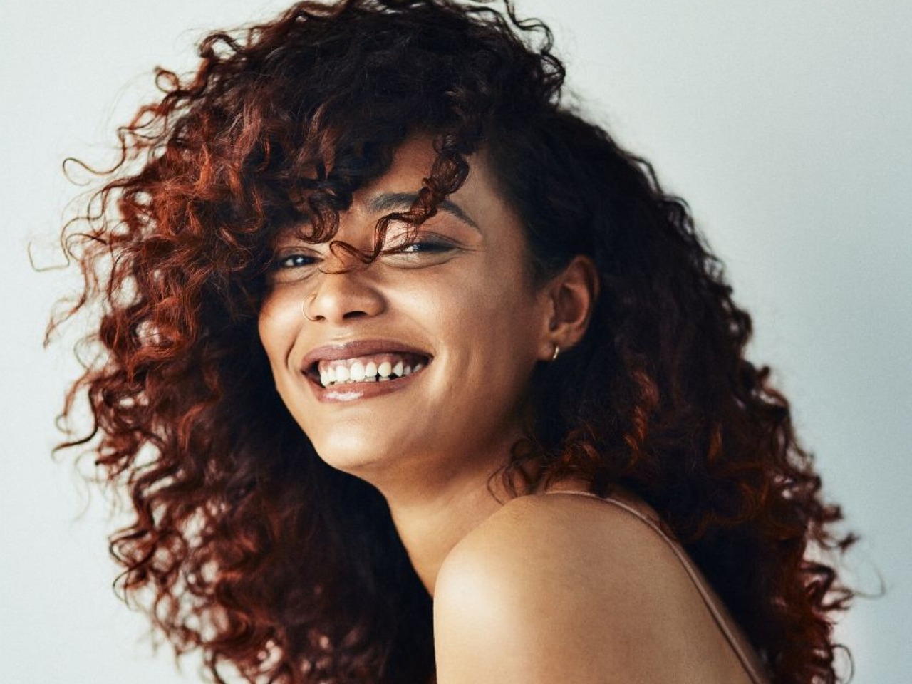 Ingin Mengurangi Penggunaan Catokan? Ini Tips Memulai Perawatan Rambut ...