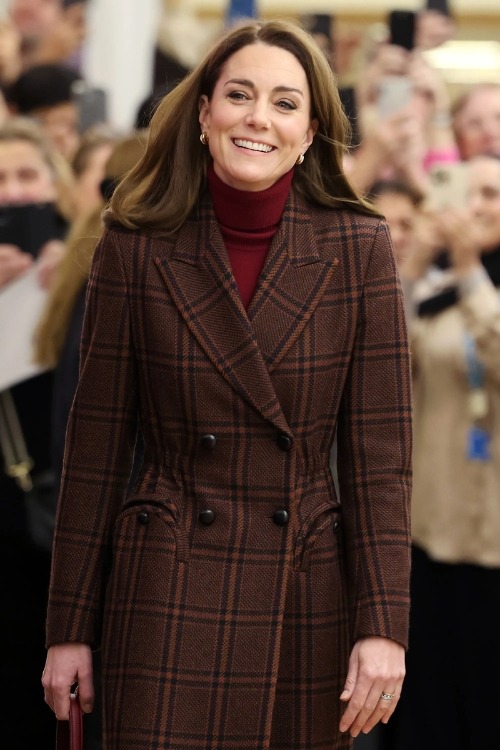 Kate Middleton Tampil Lebih Fresh dengan Perubahan Makeup Style yang ...