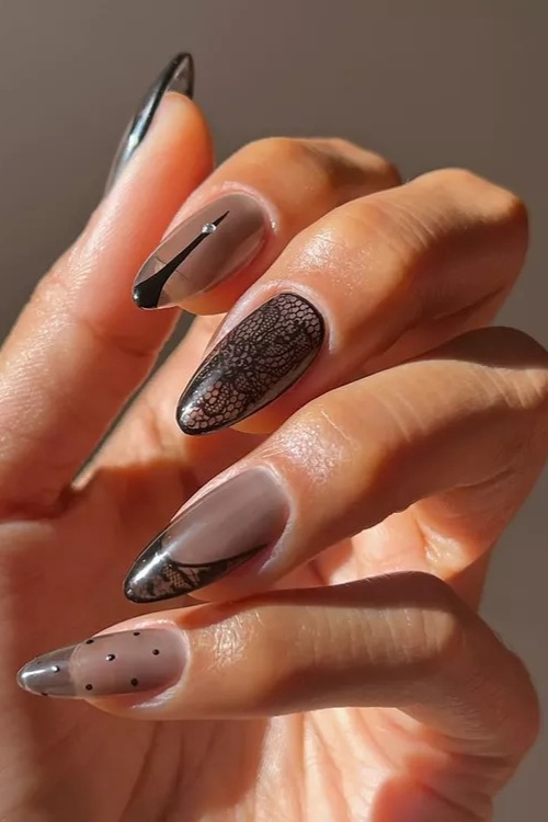 Simpel hingga Glamour, ini 10 Ide Nail Art Tahun Baru yang Menarik ...