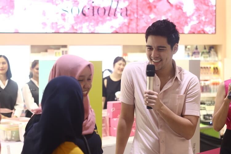 Berikan Pengalaman Belanja Seru, Sociolla Store Kini Hadir di Surabaya ...