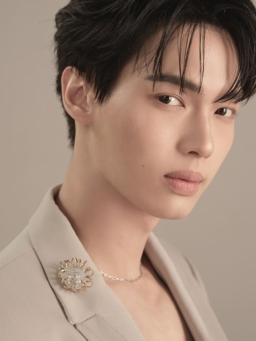 Selamat! Win Metawin Menjadi House Ambassador Tiffany & Co Pertama dari Asia Tenggara - Beauty ...