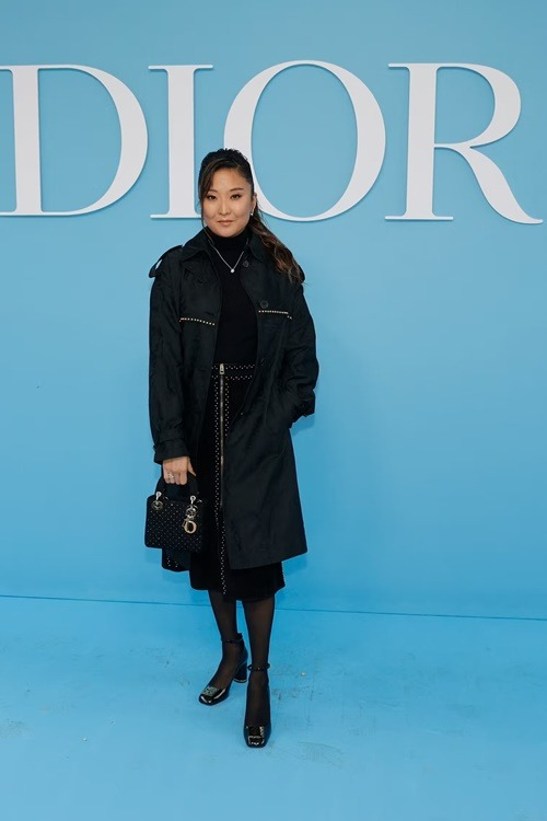 Ada Jisoo BLACKPINK, Intip Penampilan Seleb di Dior Paris Fashion Week ...