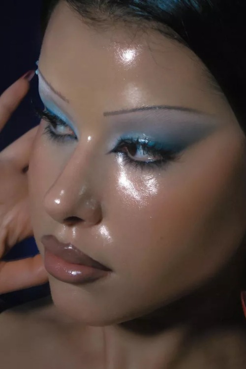 Cute and Pretty, Ini Dia 10 Ide Fairy Makeup untuk Tampilan yang Soft ...