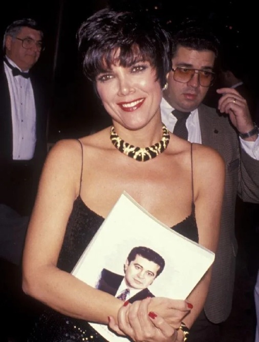 Pamerkan Perubahan Drastis, Begini Transformasi Kris Jenner dari Tahun ...