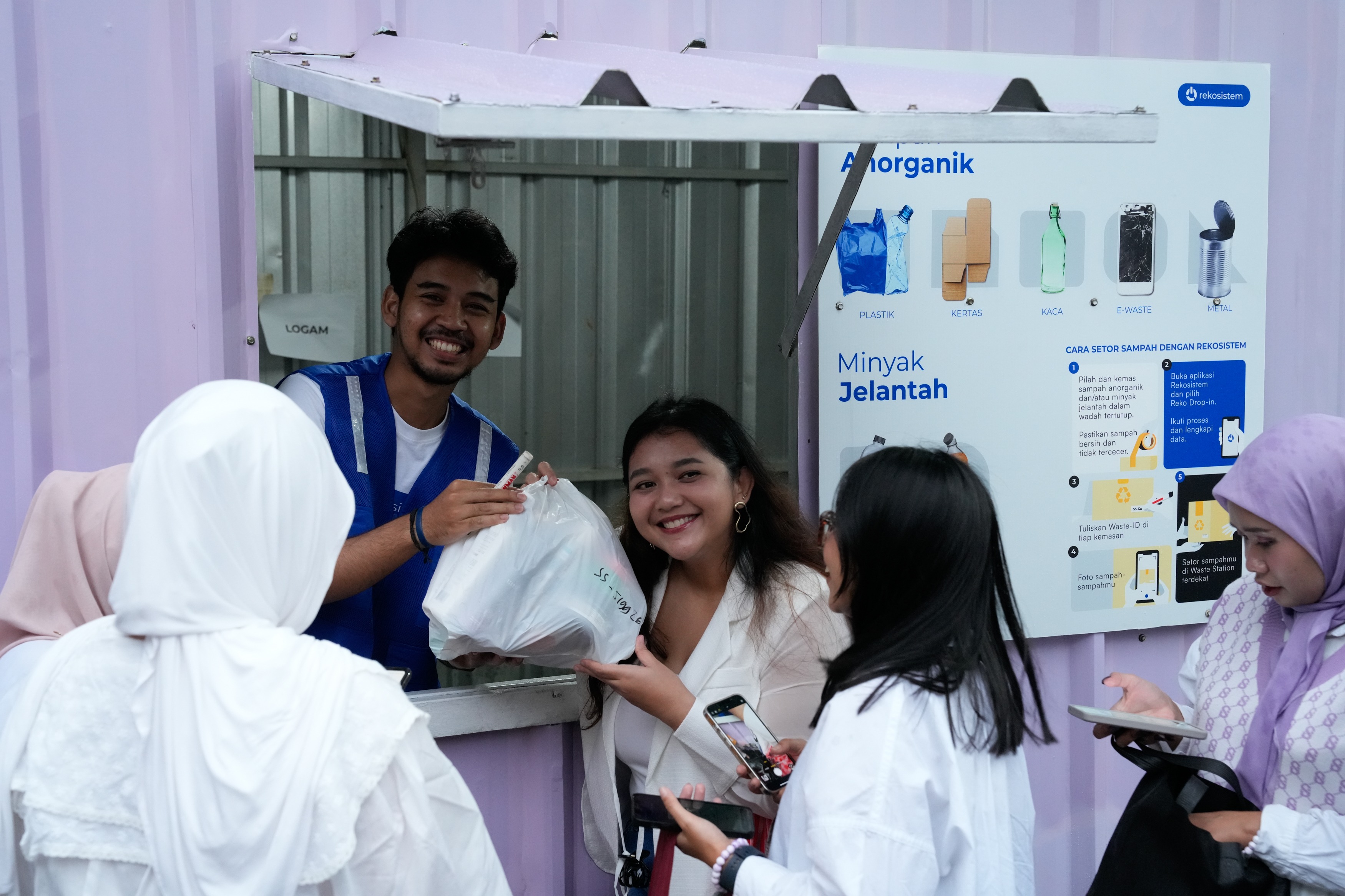 MOP Beauty Waste Station, Fasilitas Daur Ulang Sampah Kecantikan dan ...