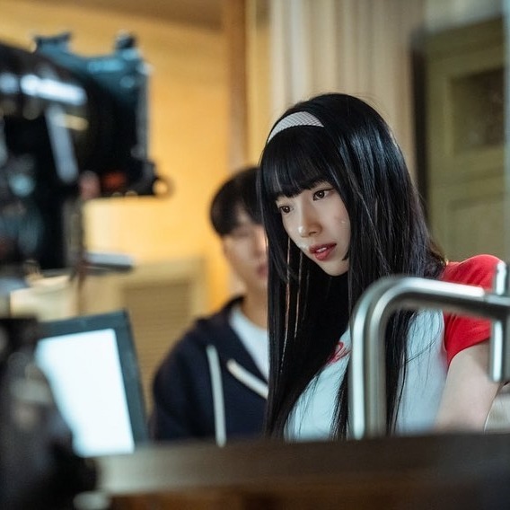 Rambut Hime Cut ala Bae Suzy di Serial 'Doona!' yang Bikin Penampilan ...