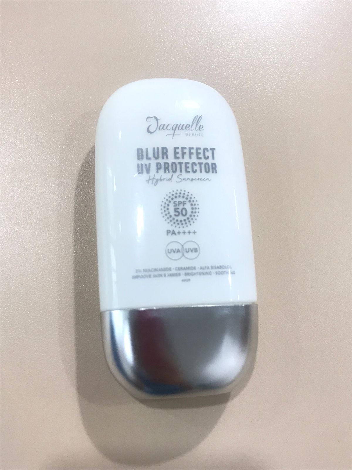 Jacquelle Beaute Blur Effect UV Protector : Hybrid Sunscreen SPF 50 PA ...