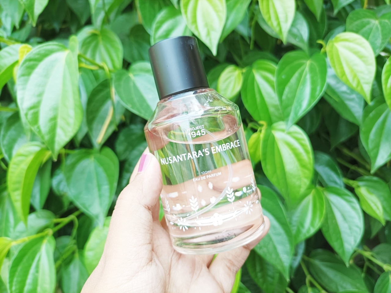 Review: Project 1945 Nusantara's Embrace, Parfum Lokal yang Punya Aroma ...