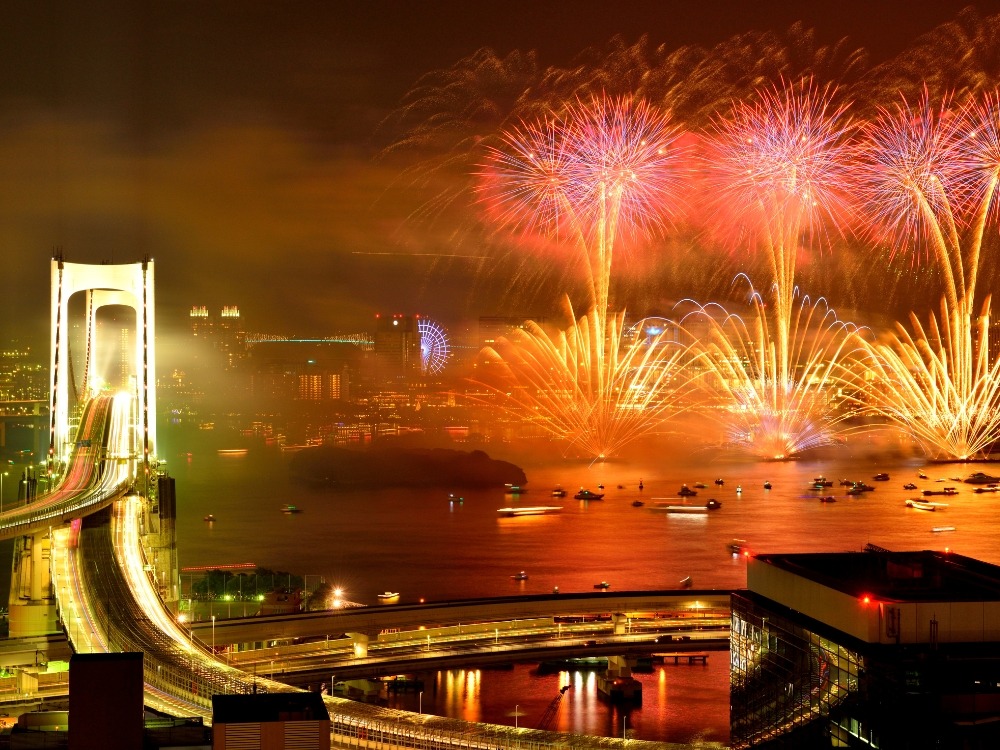 Jelang Akhir Tahun! Ini 6 Destinasi Pesta Kembang Api Populer di Dunia yang Bisa Dikunjungi ...