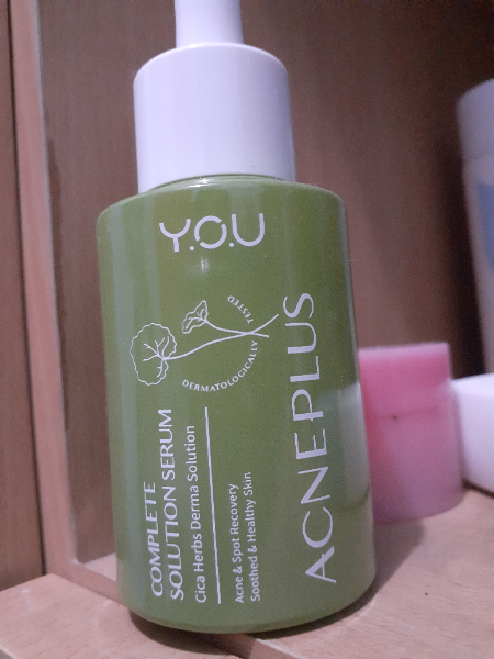 YOU Beauty YOU AcnePlus Complete Solution Serum - Review SOCO by Sociolla