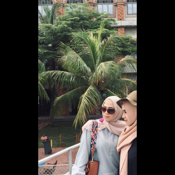 RosalinaIndarti | Rosalina Indarti - SOCO by Sociolla