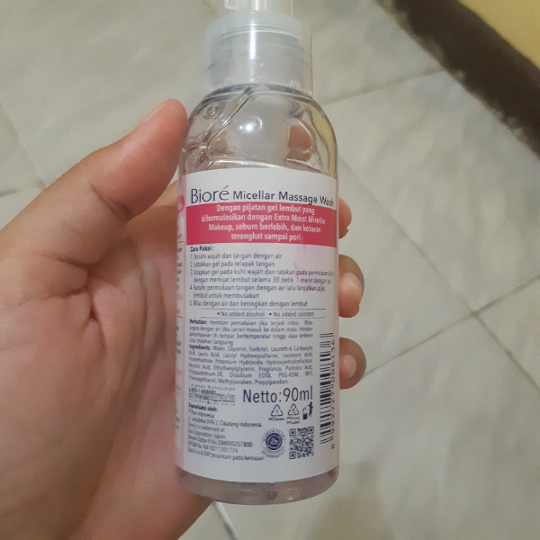 Biore Biore MUR Micellar Massage Wash 90ml - Review SOCO by Sociolla