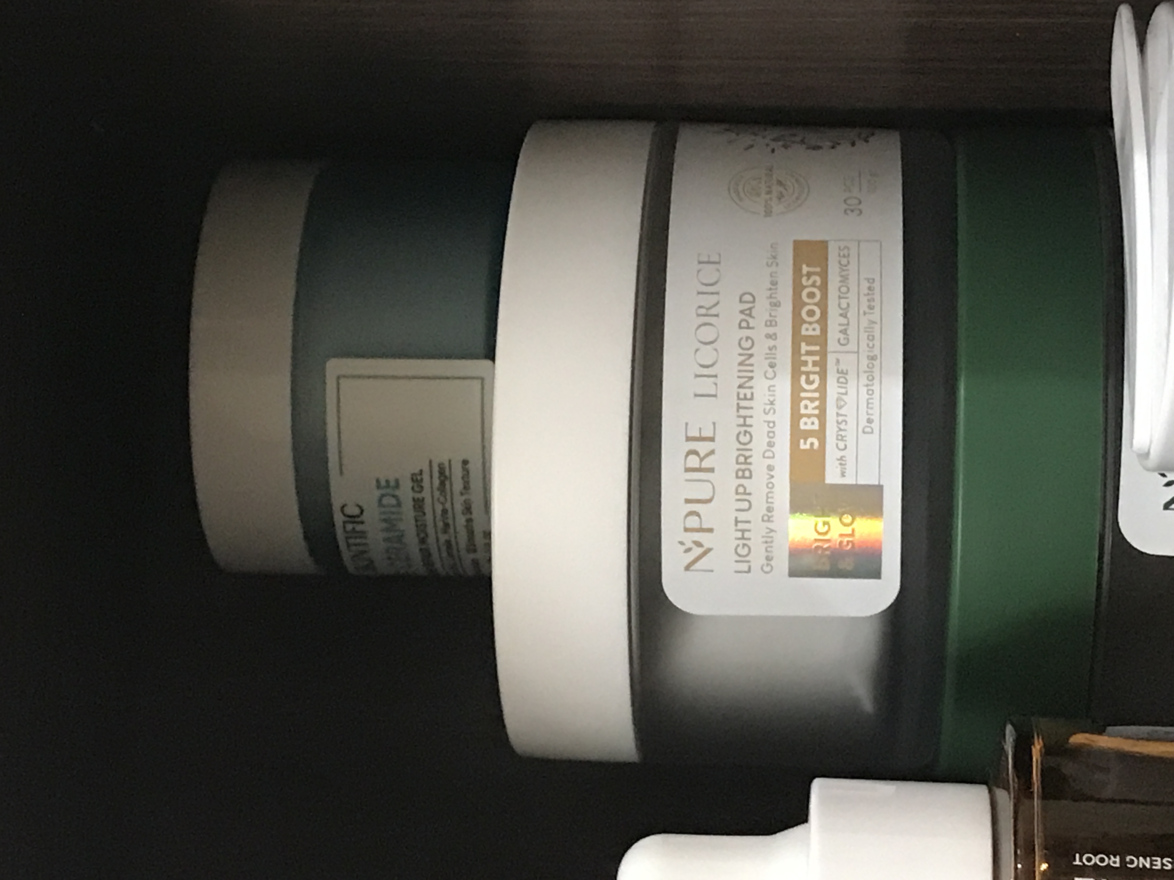 NPure Licorice Light Up Brightening Pad - Review SOCO by Sociolla