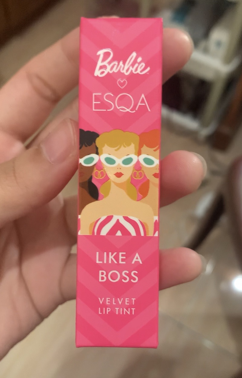 ESQA Barbie™ X ESQA Like A Boss Velvet Lip Tint - Review SOCO by Sociolla