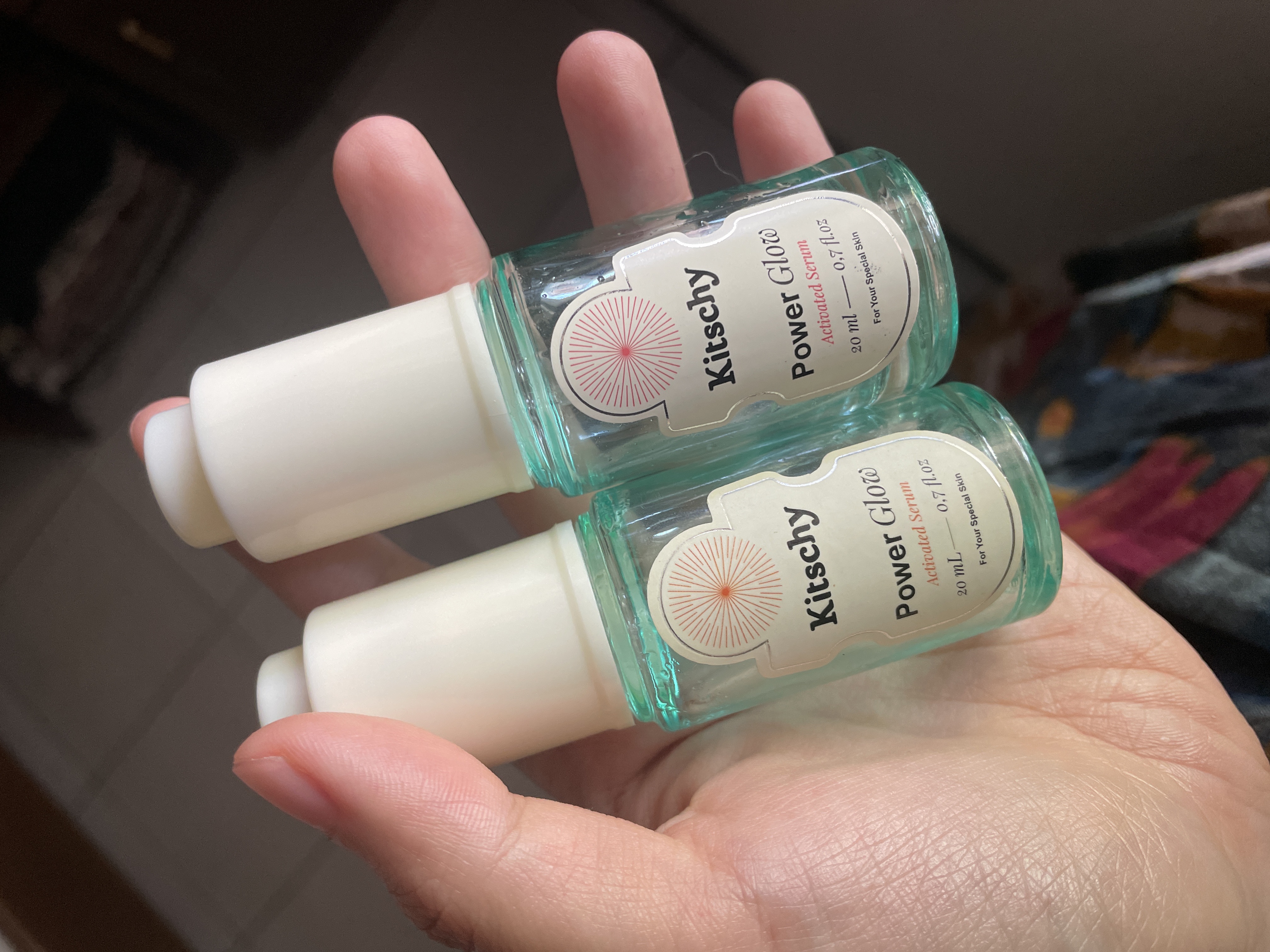 Kitschy Power Glow Activated Serum - Review SOCO by Sociolla