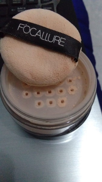 Focallure SETTING POWDER - Review SOCO by Sociolla