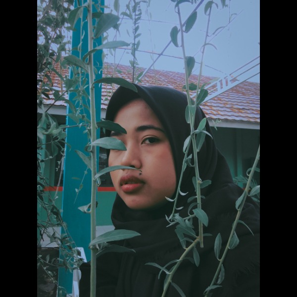 uchisl | Suci Lestari - SOCO by Sociolla