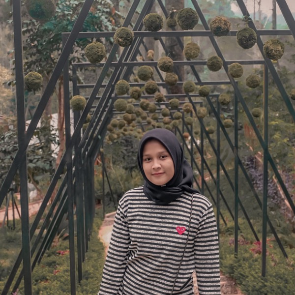 vitayovit | Yovita Ananda - SOCO by Sociolla